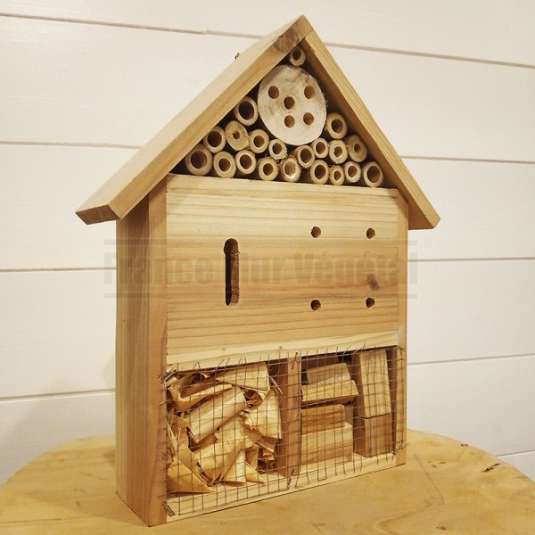 Hôtel à insectes en bois 24x30x6cm - Matériel-Mur-Végétal.fr